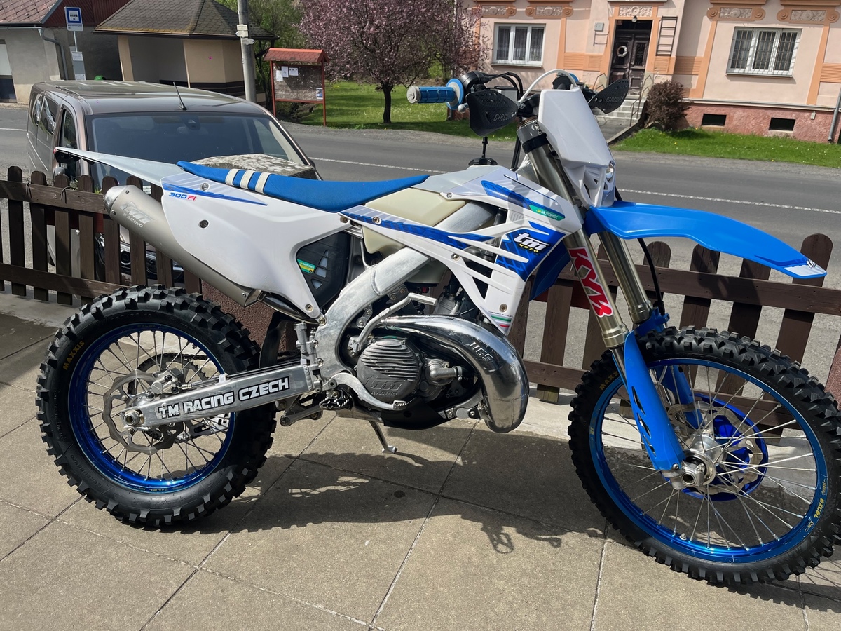 TM Racing EN300 Fi ES 2T 2024 - Motorky a příslušenství TM Racing